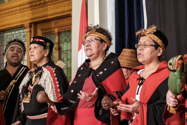 1998 - Draft of Nisga'a Treaty Signed, First Treaty in 100 Years | Legislative Assembly of BC